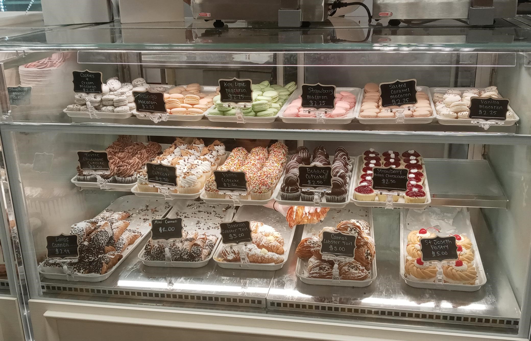 D’Amico & Sons Italian Market & Bakery – The Saboscrivner